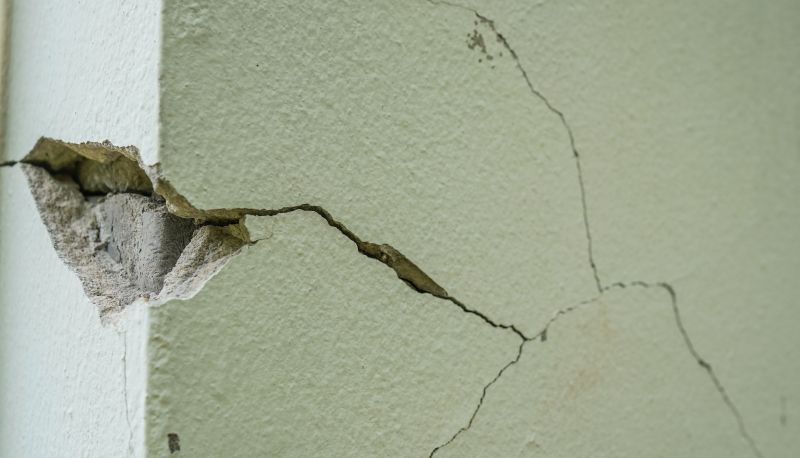 Get Cracked Column Repair - Schedule Service Today